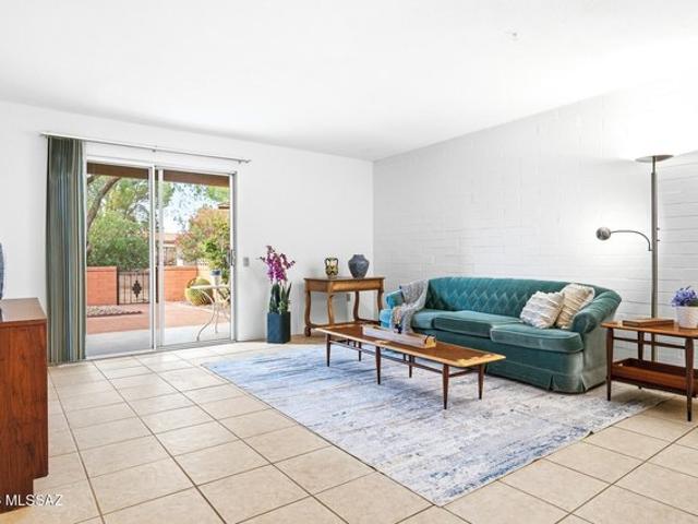 1116 S Alpine Cir, Green Valley, AZ 85614