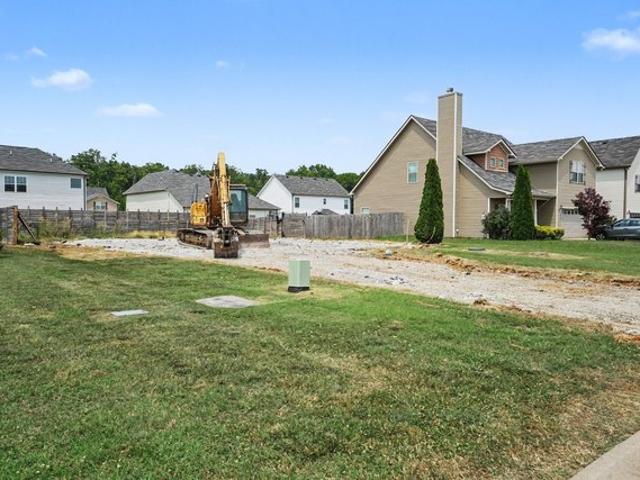 1116 Selous Dr, Murfreesboro, TN 37128