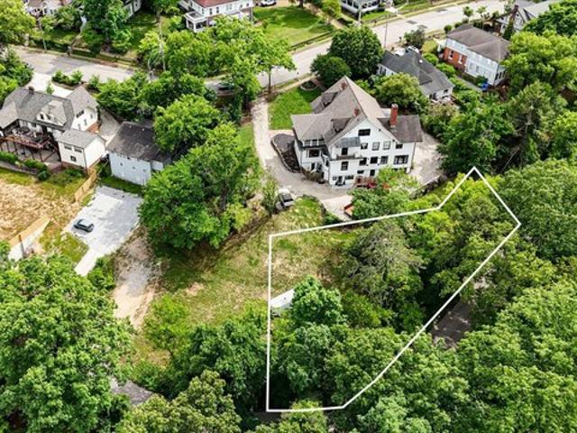 1116 Tremont St, Chattanooga, TN 37405