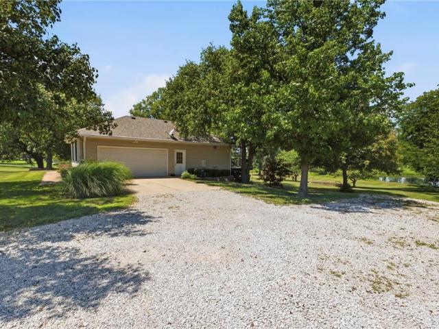 1116 W Hubach Hill Road