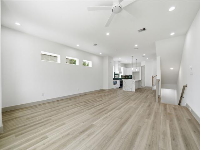 1116 Weiss Street