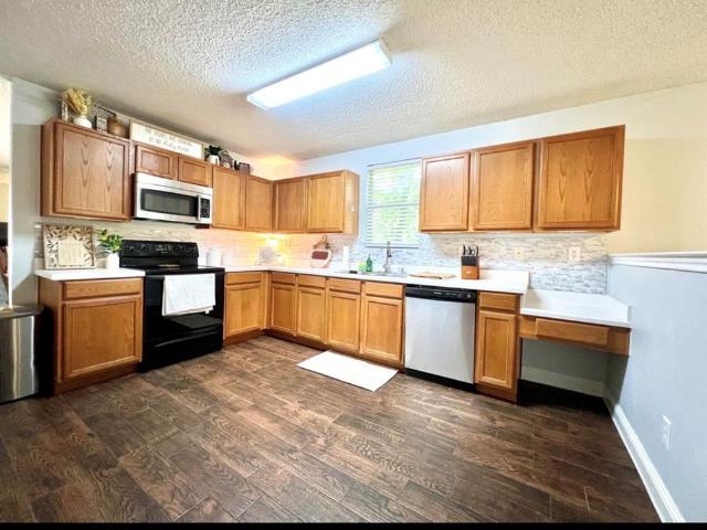1116 Willow Tree Drive