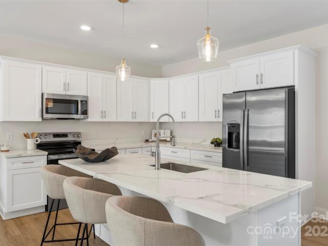 1116 Wonder Way, Charlotte, NC 28208 | MLS #4307 | Compass