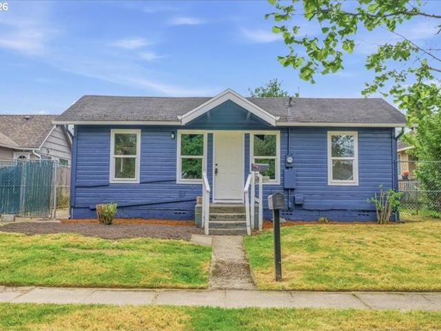 1116 9th Ave, Longview, WA 98632