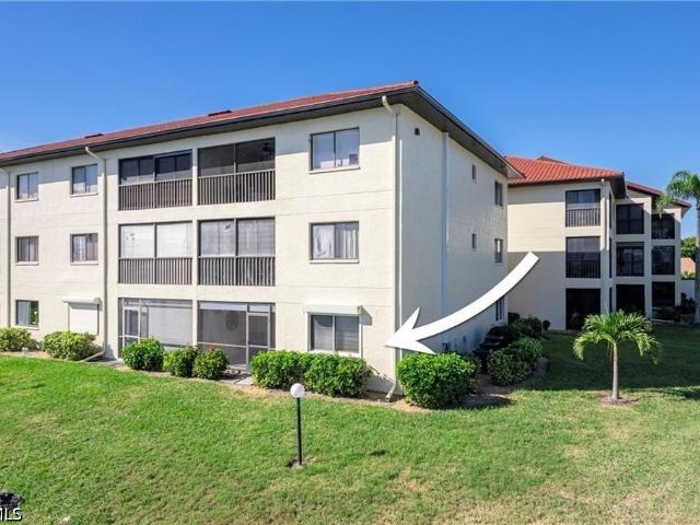 11170 Caravel Cir, Unit 104, Fort Myers, FL 33908 | MLS #2026019