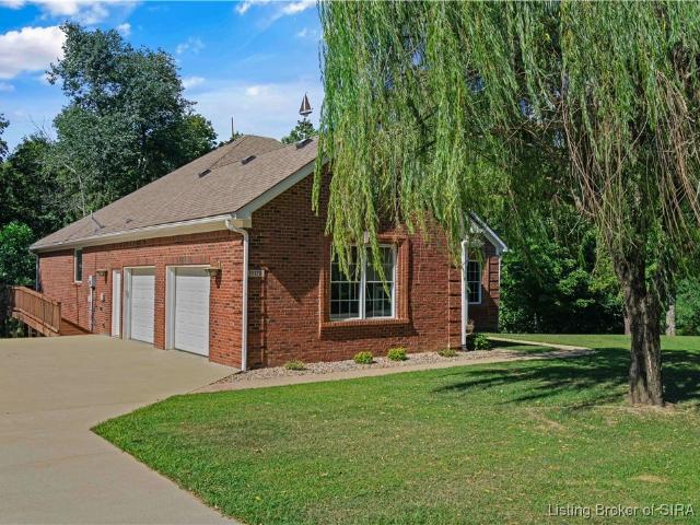 11179 Majestic Way SE, Elizabeth, IN 47117 | MLS #2025013
