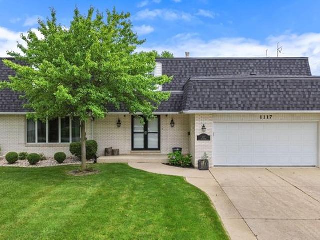 1117 Macarthur Blvd, Munster, IN 46321