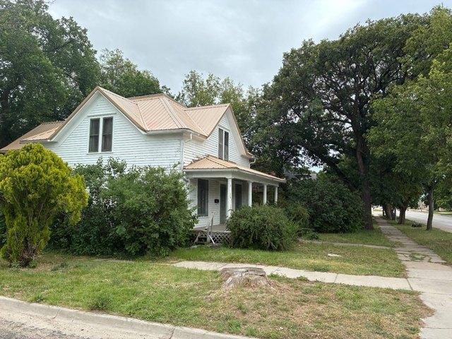 1117 Morgan Ave, Downs, KS 67437