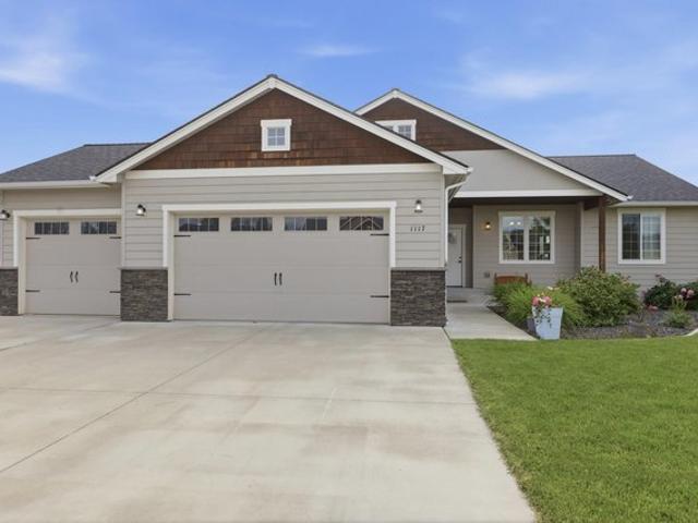 1117 N Main St, Deer Park, WA 99006