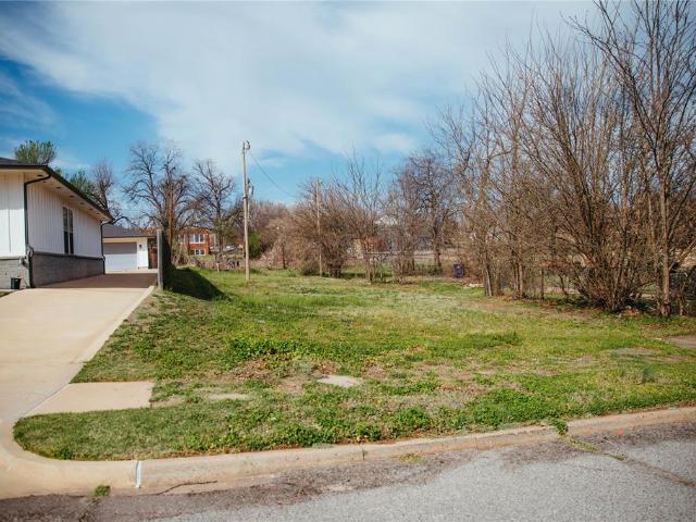 1117 NE 6th Street