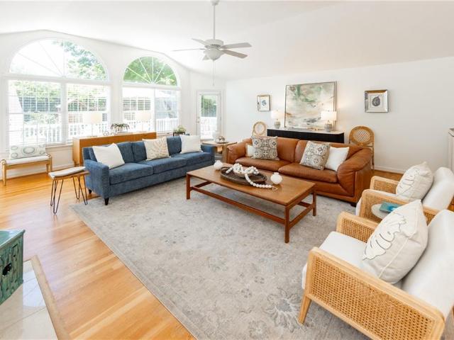 1117 Brandon RD