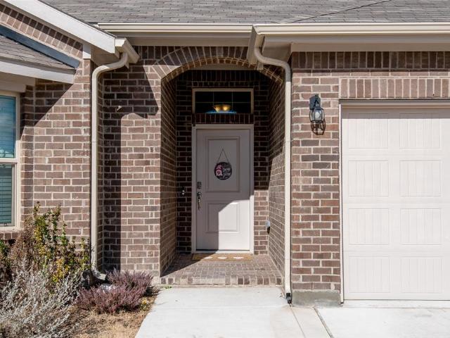 1117 Croxley Way, Fort Worth, TX 76247 | MLS #21229 | Compass