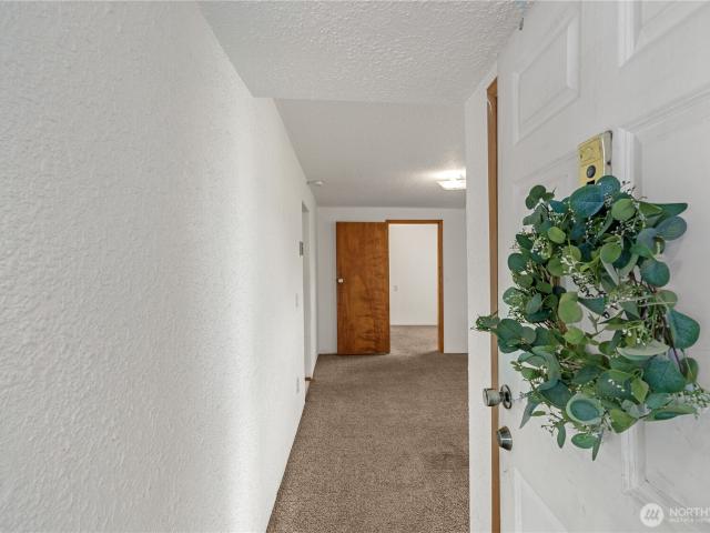 1117 E 1st St, Aberdeen, WA 98520 | Compass