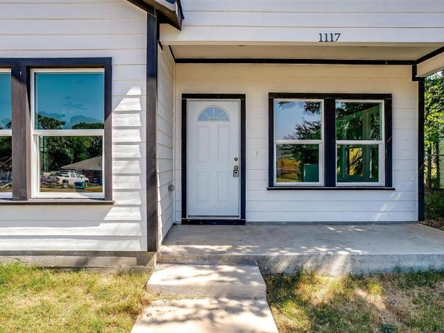 1117 E Cantey St, Fort Worth, TX 76104 | MLS #21217 | Compass
