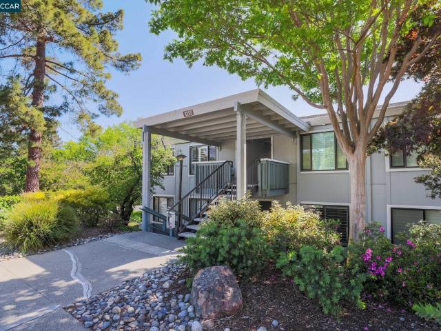 1117 Golden Rain Rd, Unit 1, Walnut Creek, CA 94595 | MLS #41131 | Compass
