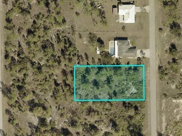 1117 Hamilton Ave, Lehigh Acres, FL 33972