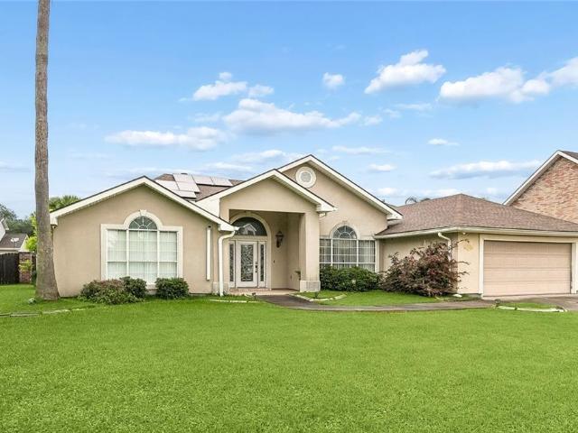 1117 Lake Louise Drive