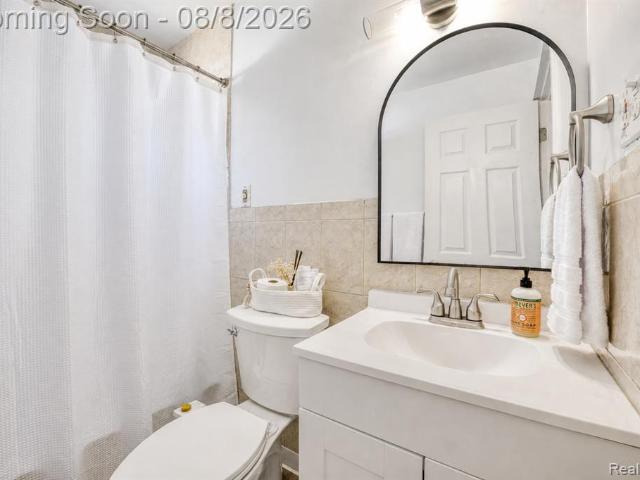 1117 Lexington Parkway