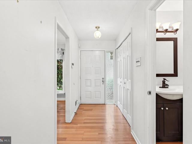 1117 Putnam Boulevard # 34