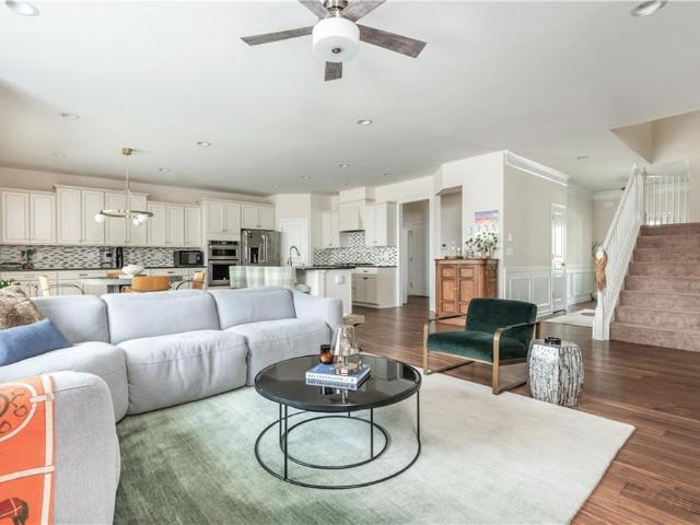 1117 Regal Hills Lane