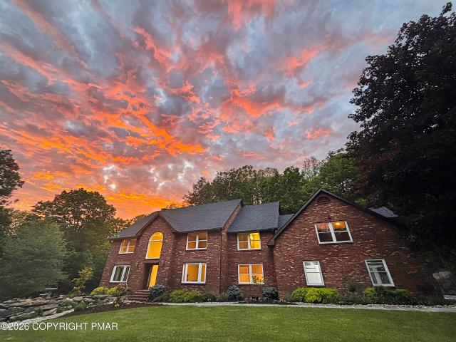 1117 Red Fox Road