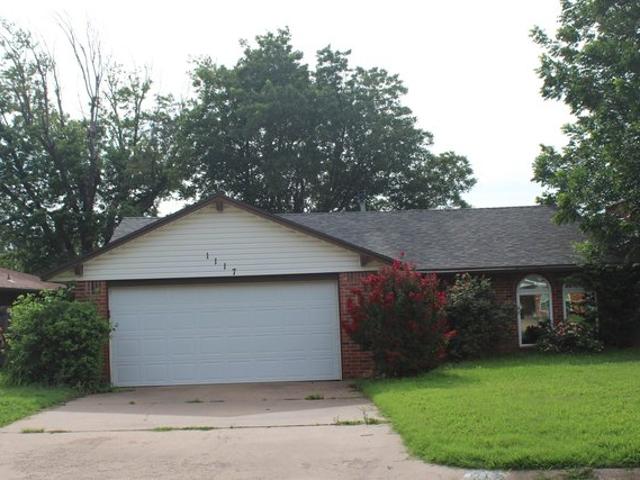 1117 S Hoover St, Enid, OK 73703