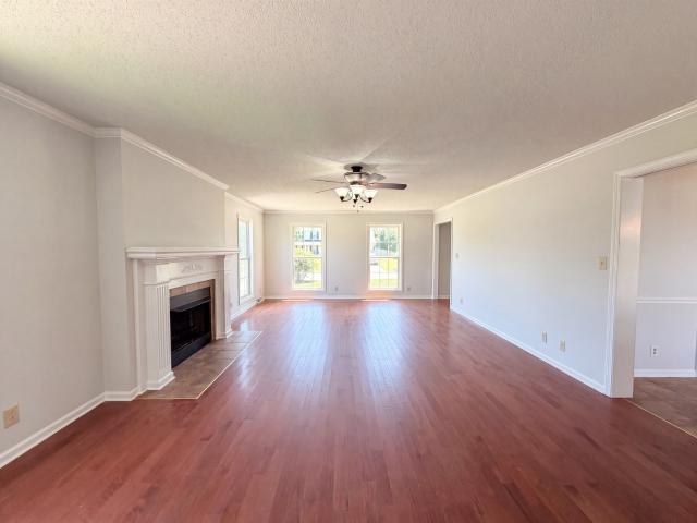 1117 Thornberry Dr