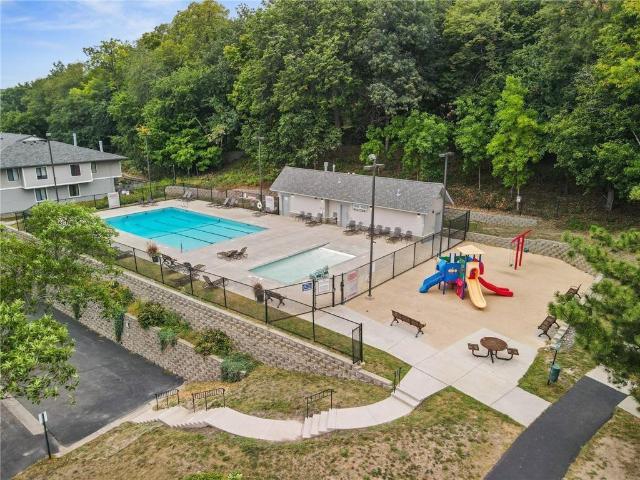 1117 Trailwood S