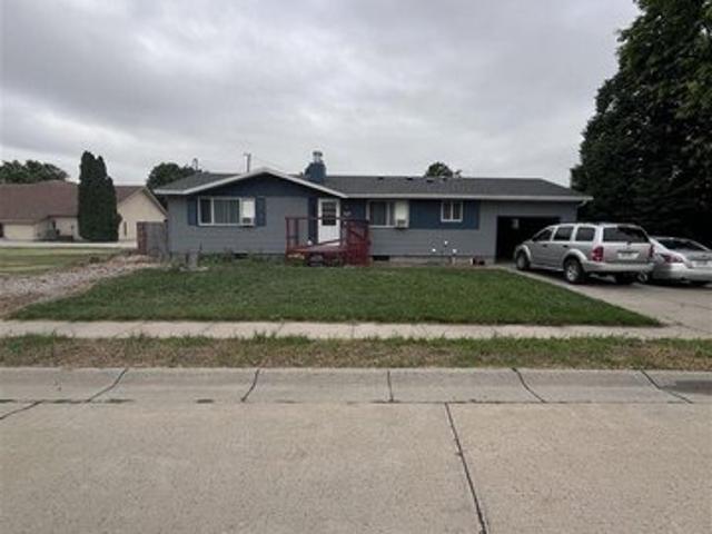 1117 W 11th St, Alliance, NE 69301
