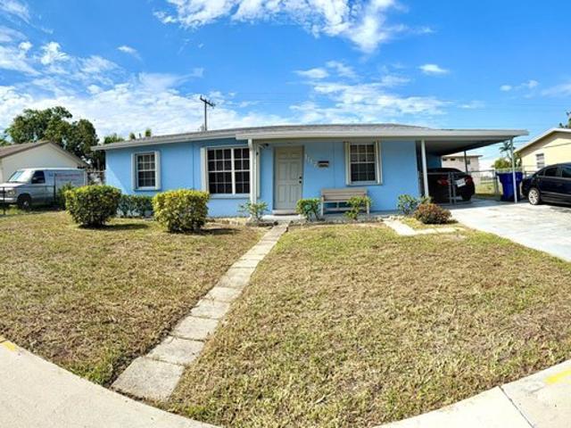 1117 W 23rd St, Riviera Beach, FL 33404