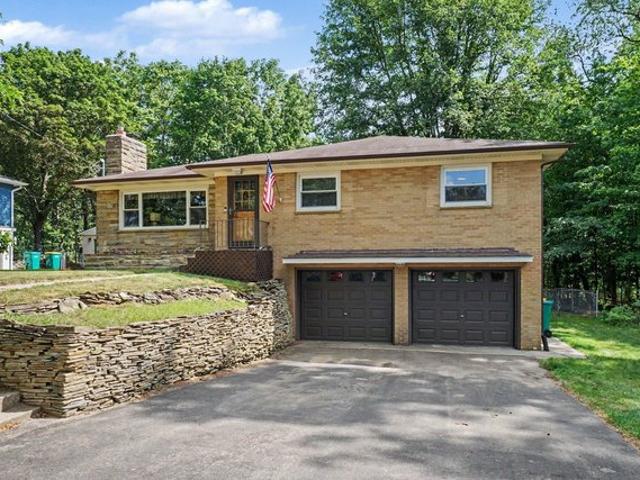1117 W Kilgore Rd, Portage, MI 49024