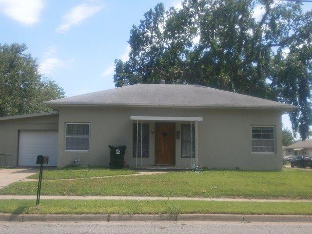 1117 W Republic Ave, Salina, KS 67401