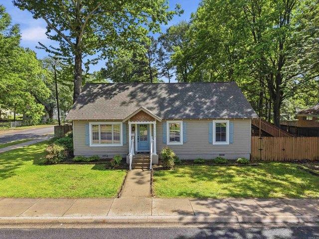 1117 Weems St, Conway, AR 72034