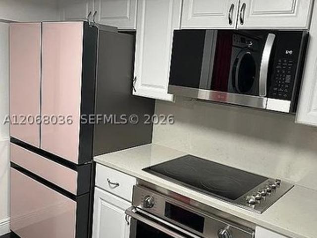 11183 NW 7th St Unit 204 20, Miami, FL 33172