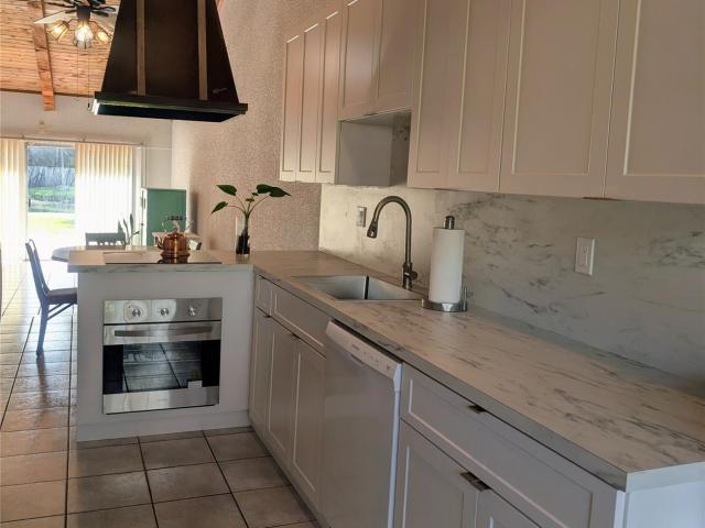 11180 Redwood Ave, Pembroke Pines, FL 33026 | MLS #F10535 | Compass