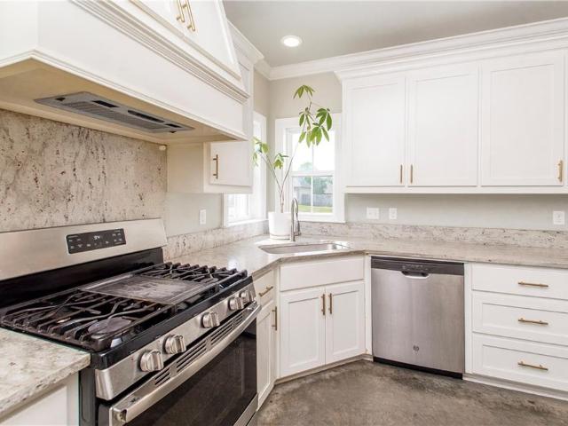 11181 Copper Hill