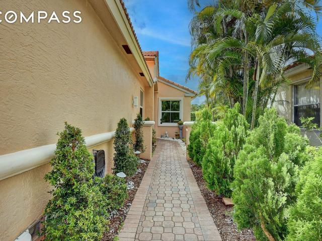 11182 Sea Grass Cir, Boca Raton, FL