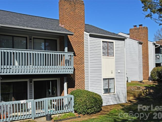11185 Harrowfield Road