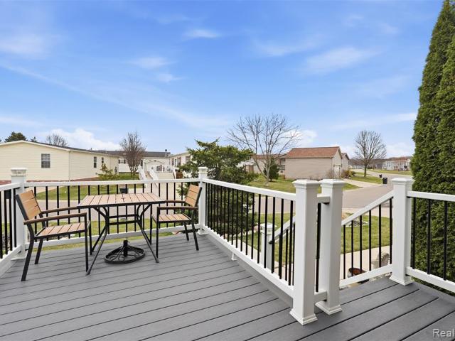 11186 Chestnut Hill Court
