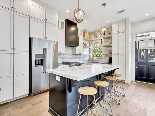 11189 Serenbe Lane