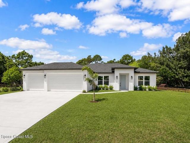 1118 Moon St SE, Palm Bay, FL 32909