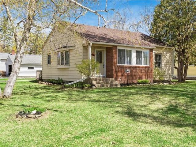 1118 Oak St W, Stillwater, MN 55082