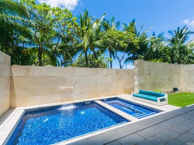 1118 Ala Moana Blvd Apt 2, Honolulu, HI 96814