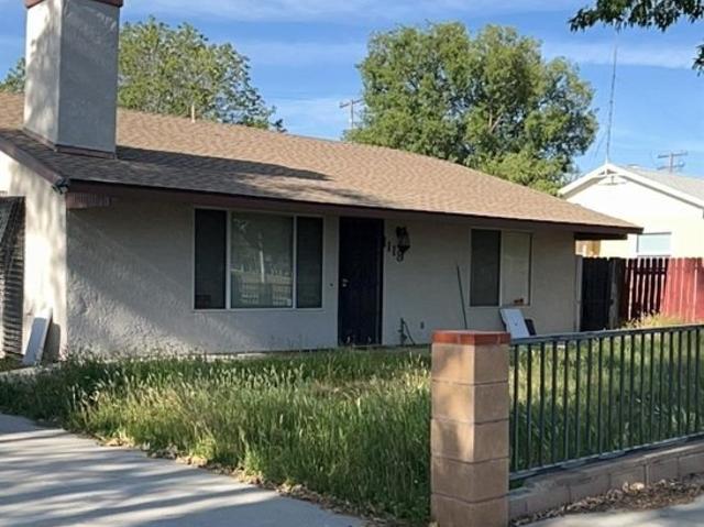 1118 E Campus Way, Hemet, CA 92543