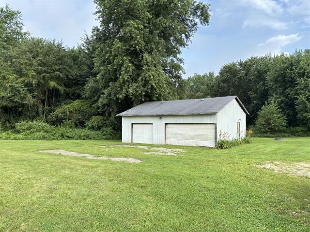 1118 E Chicago Road