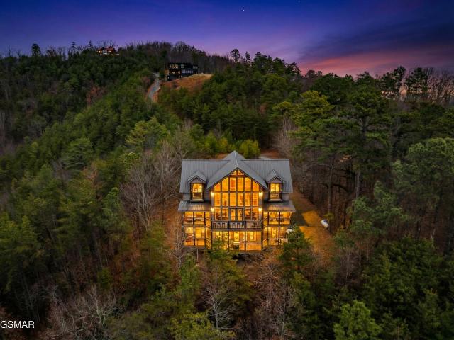 1118 Eagle Pointe Way