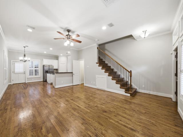 1118 Edwards Street