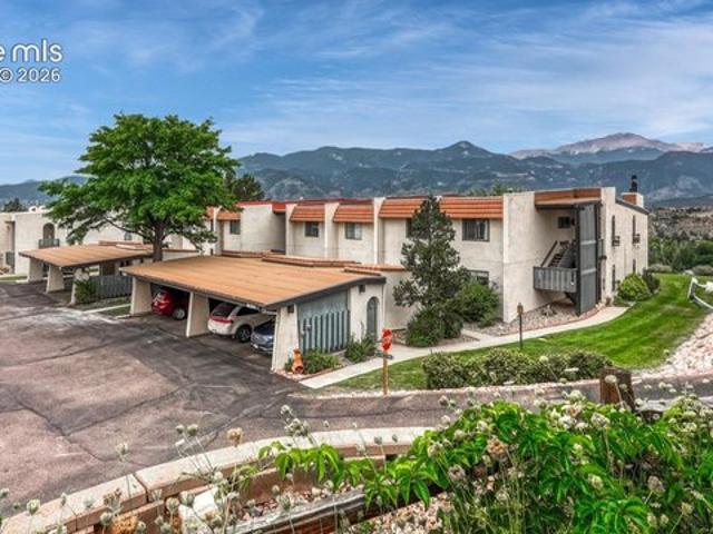 1118 Fontmore Rd Apt B, Colorado Springs, CO 80904