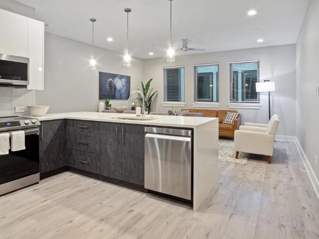 1118 Galveston Avenue # 3