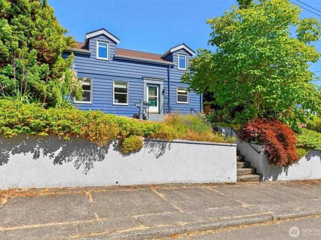 1118 Hayward Ave, Bremerton, WA 98310